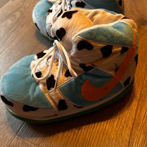 Nike | Shoes | Nike Cow Print Sneaker Slippers With Swoosh Chunky Dunky ...